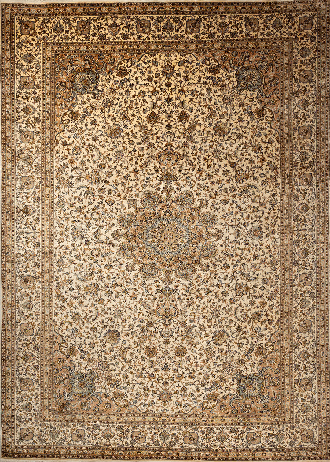 Persian Beige – Venjara carpets